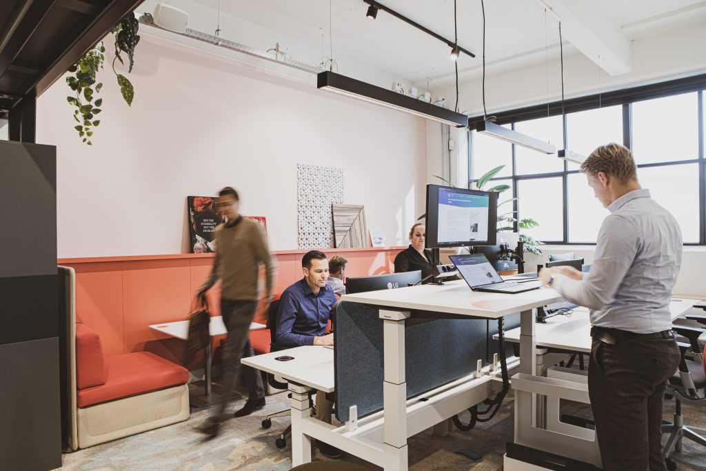 Core Etiquette Rules of Hot Desking - GoBright