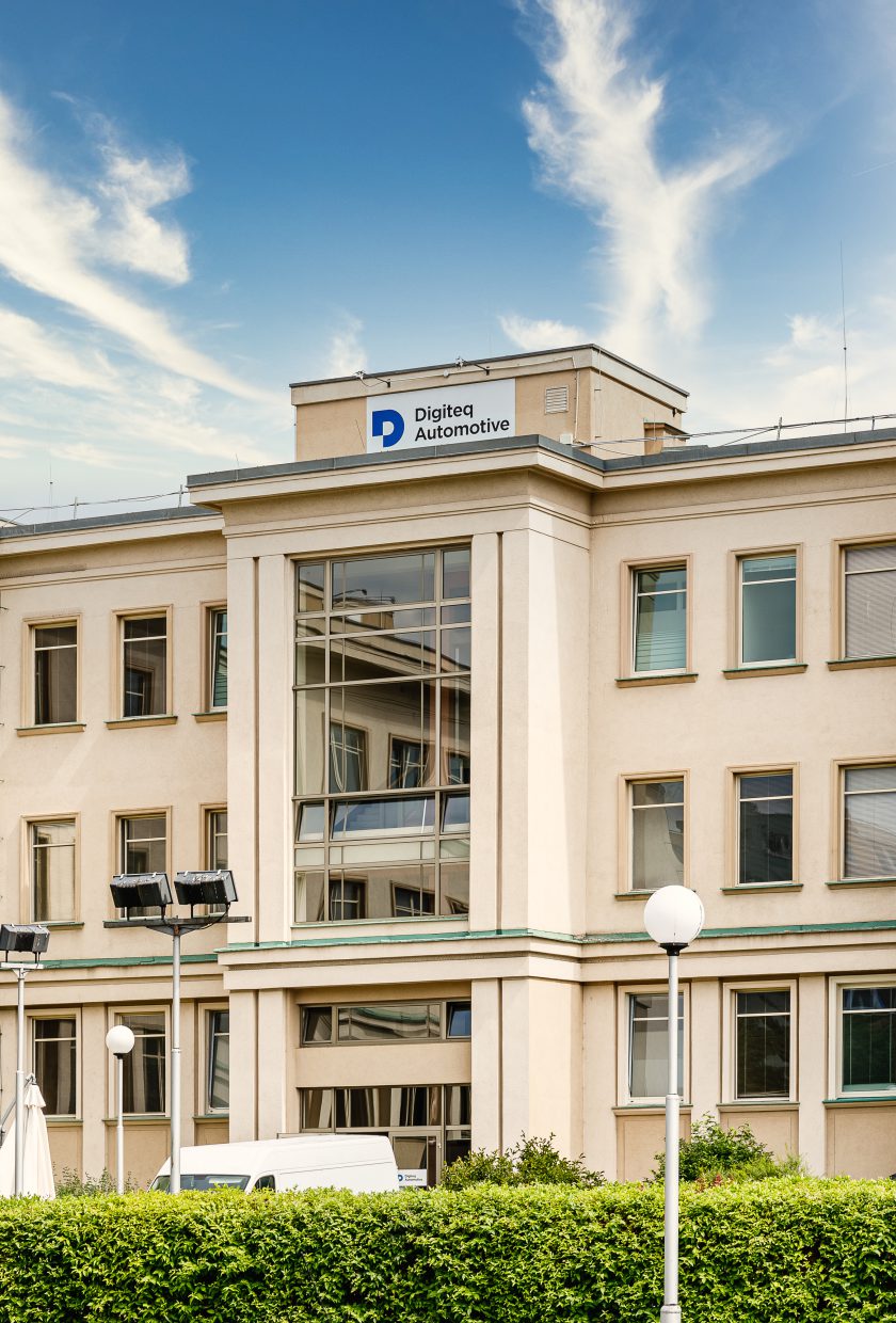 Digiteq Automotive - GoBright