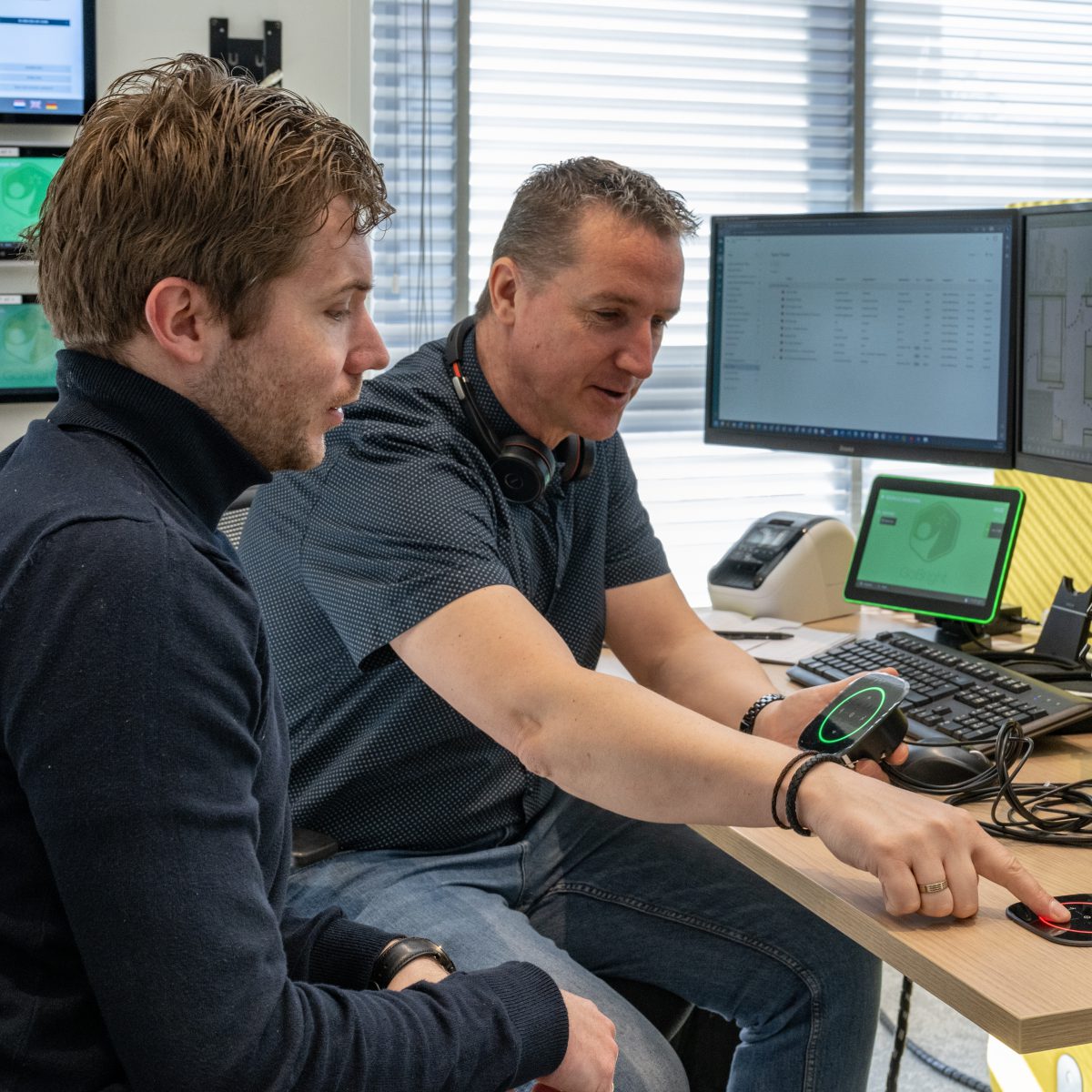 GoBright | Smart Workplace Solutions